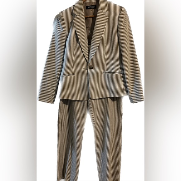 Kasper | Pants & Jumpsuits | Classic Fit Kasper Womens Suit Grey And ...